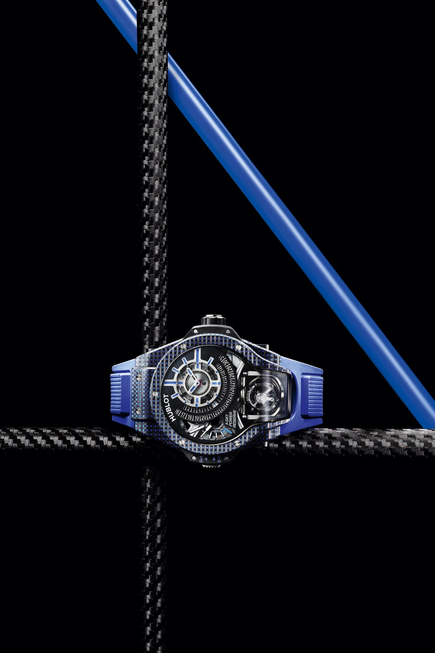 MP-09: НОВИНКИ ИЗ ЦВЕТНОГО 3D КАРБОНА С ДВУХОСНЫМ ТУРБИЙОНОМ | Hublot