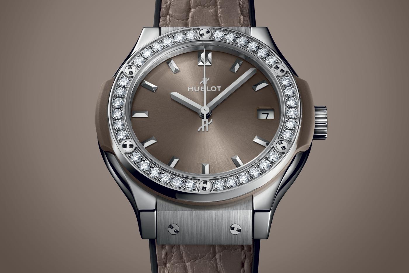 Classic Fusion Titanium Taupe Diamonds 33 mm | Hublot
